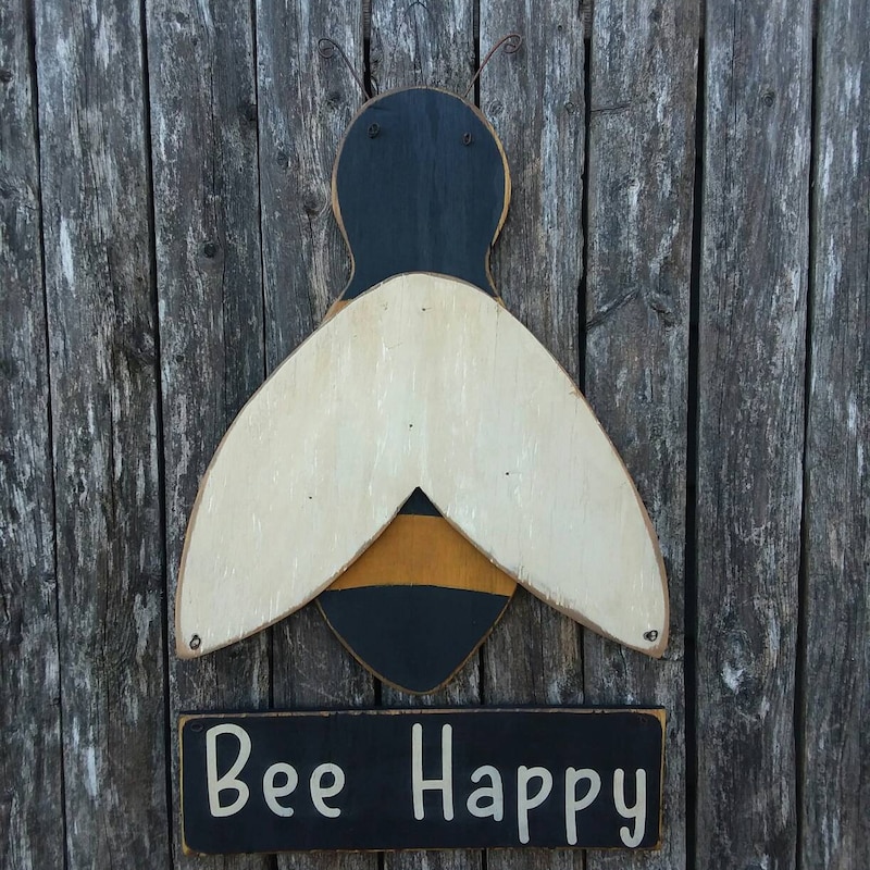 Primitive Bee - Etsy