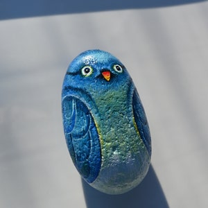 Painted Bird Rock, Hand Painted Stone, Blue Bird Stone, Art on Stone ...