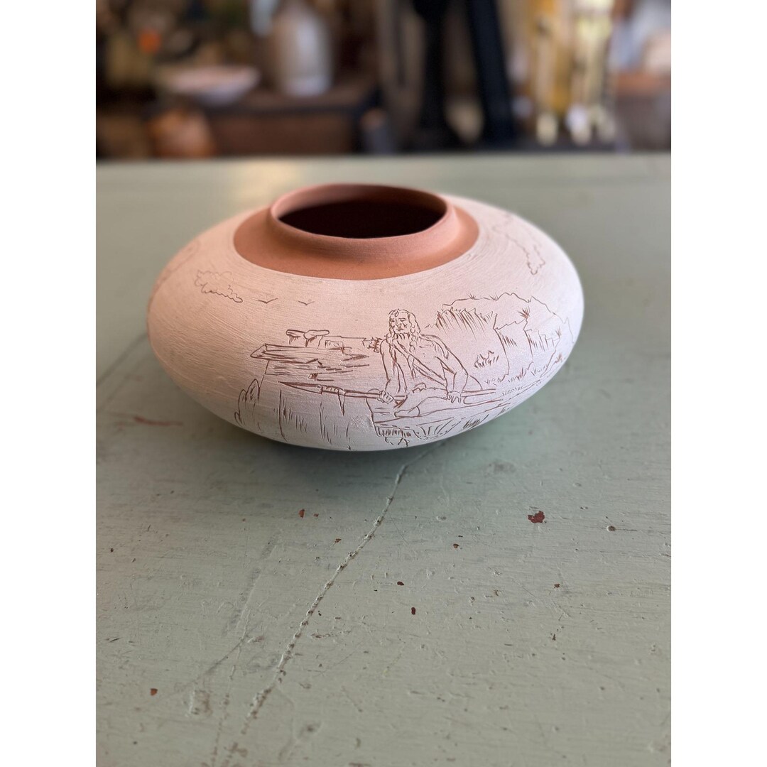 Handmade Signed Native American Navajo Style Pottery Vase With Engraved ...