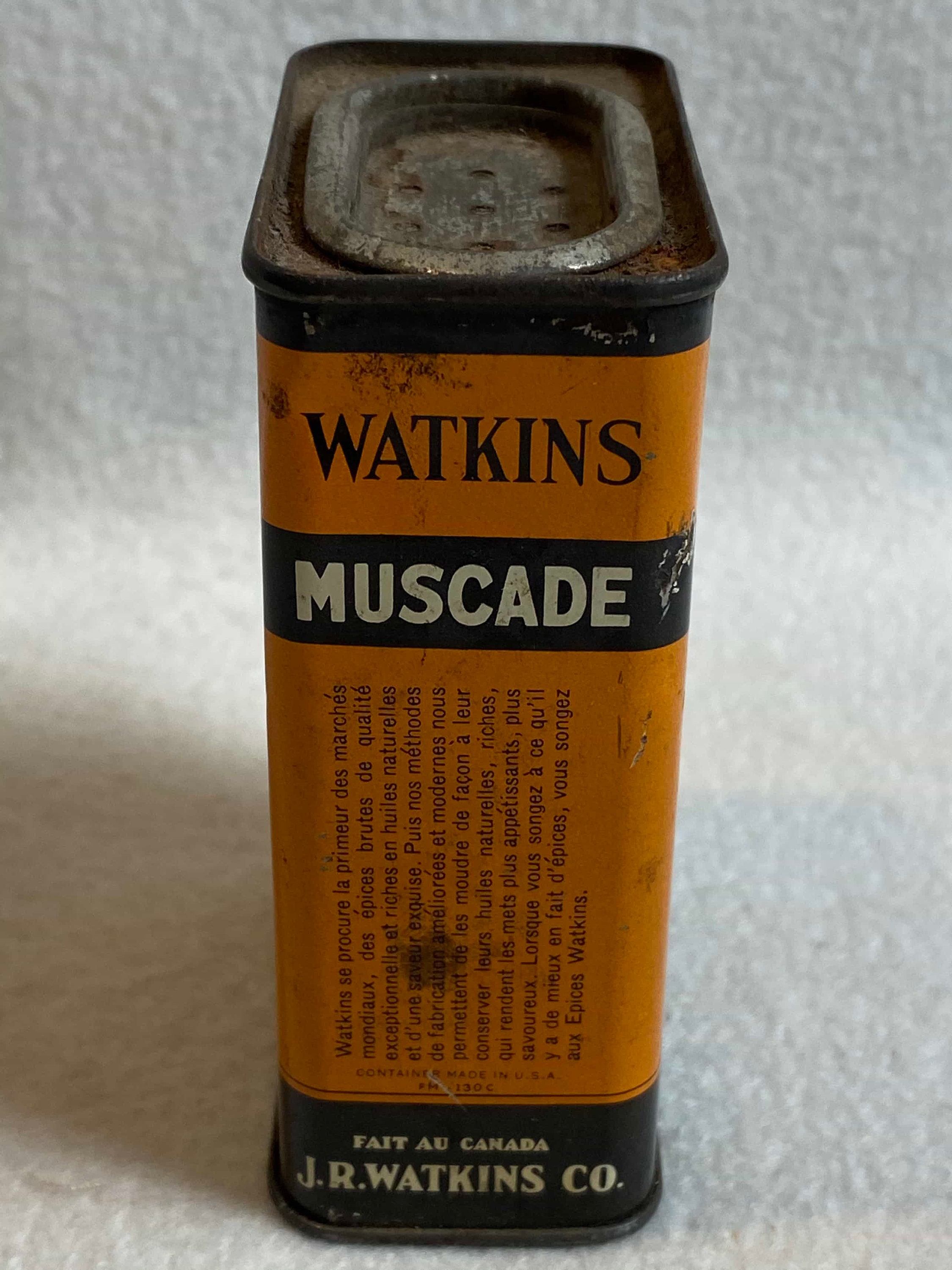 Vintage J.R. Watkins 3.5 oz Nutmeg Tin for Display | Etsy Vintage J.R. Watkins 3.5 oz Nutmeg Tin for Display | Etsy
