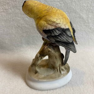 Vintage Lefton Goldfinch on Pedestal Figurine (#BCD517) - Etsy
