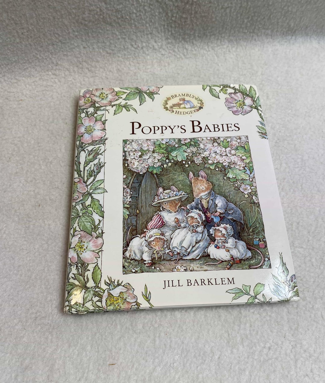Vintage Children's Book 2000 Brambly Hedge 'poppy's Babies' BK562 - Etsy