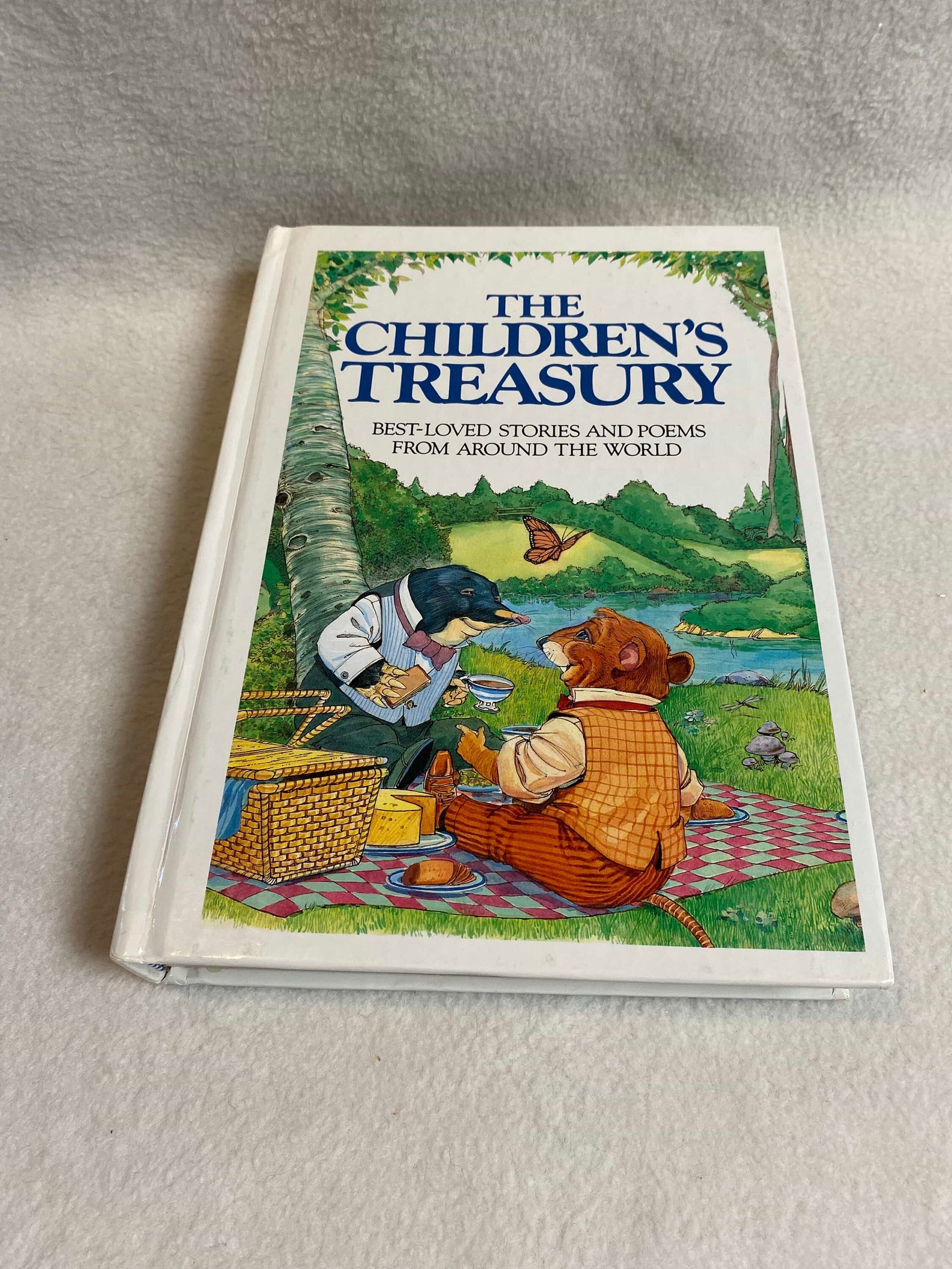 Vintage Children's Book 1987 'the Children's - Etsy