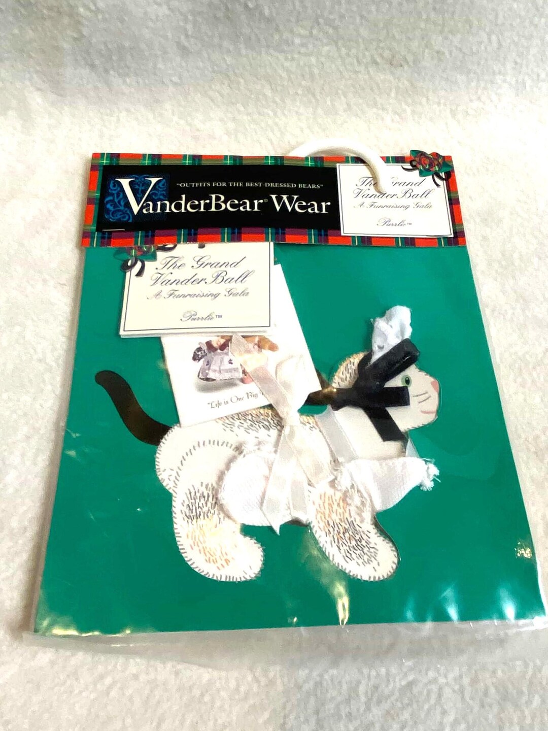 Vanderbear Wear - Purrlie (muffy's Cat) - 'the Grand Vanderball - A ...
