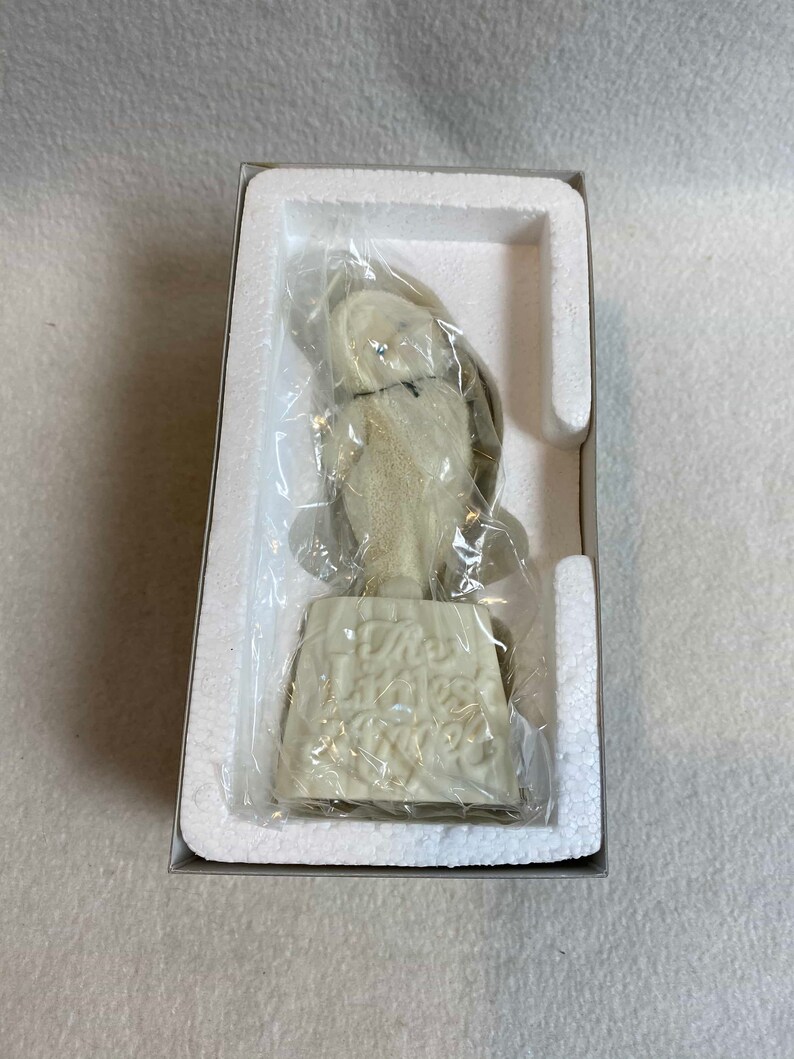 Snowbabies 'the Littlest Angel' on a Pedestal - Etsy