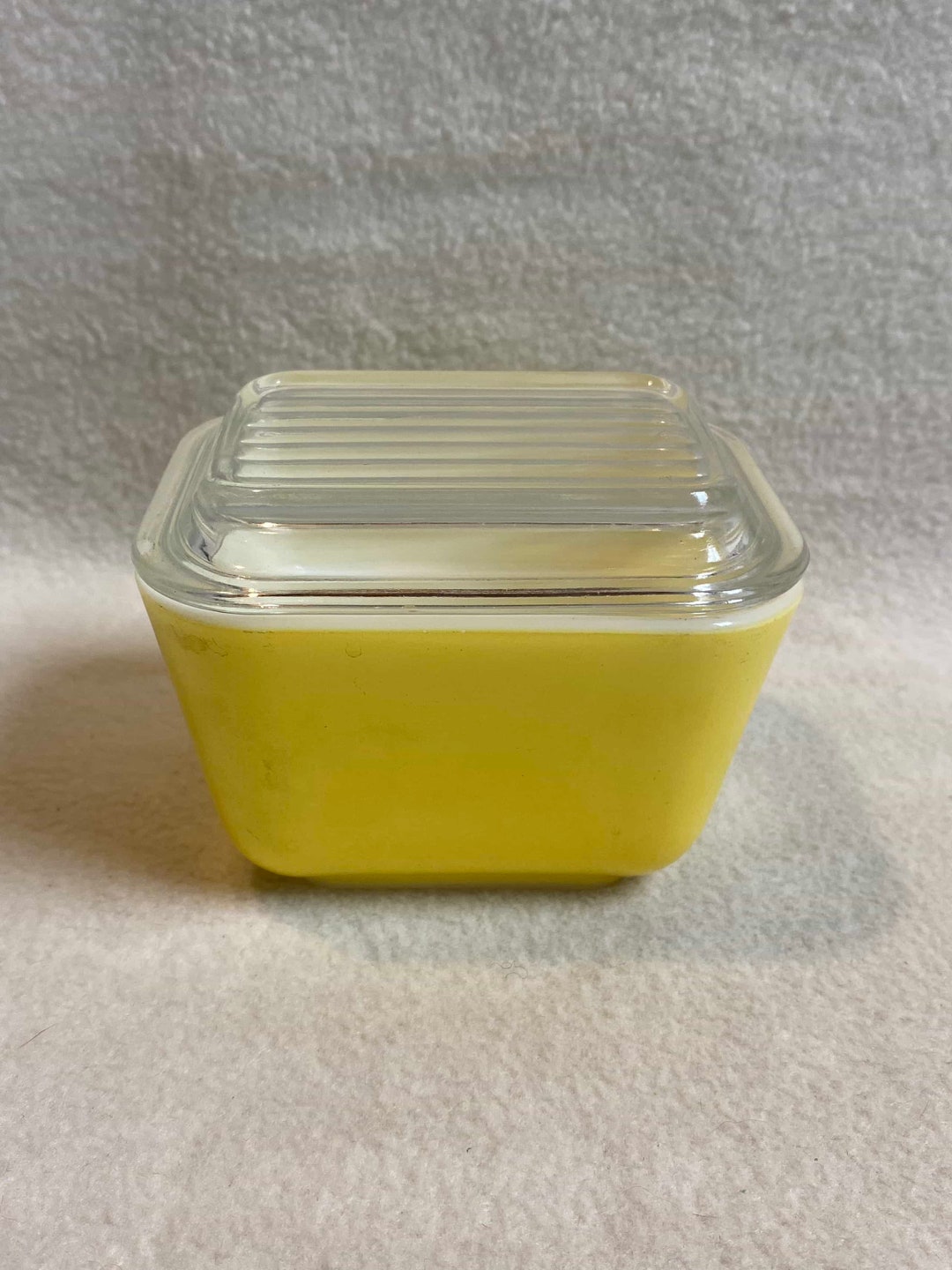 Vintage Pyrex 1 1/2 Cup Small Yellow Refrigerator Dish With Lid (# ...