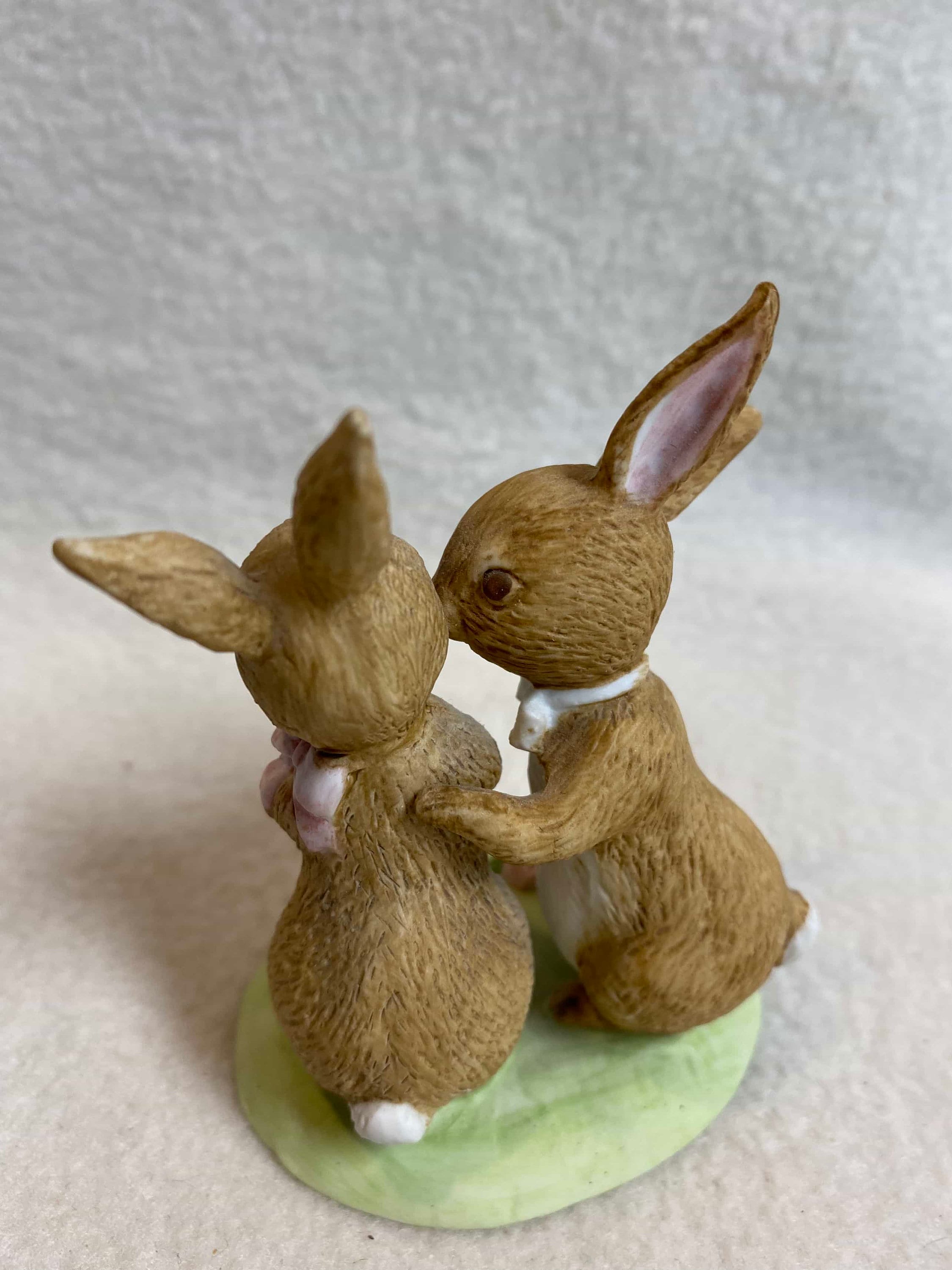 Lefton Hand-painted Loving Bunnies Figurine FIG824 - Etsy