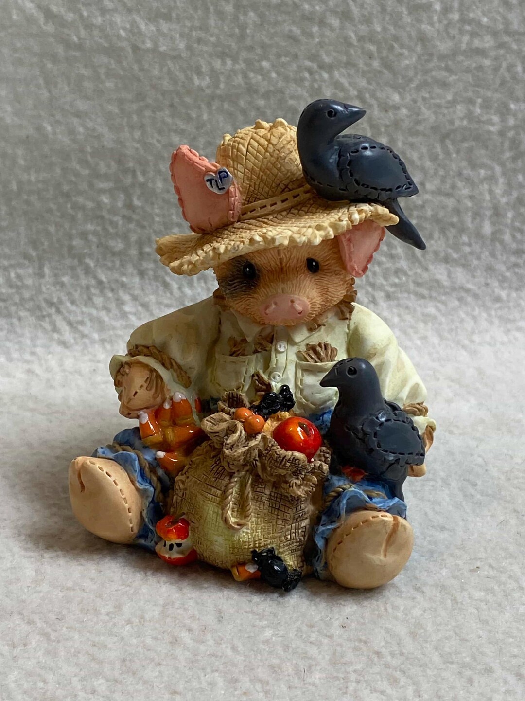 This Little Piggy Figurine - Pig With Crows - 'share Crow' (#FIG1367 ...