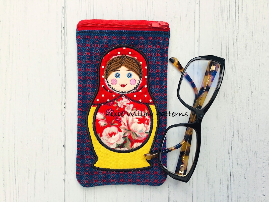 ITH Zipper Glasses Case Design With Babushka Applique. in the Hoop ...
