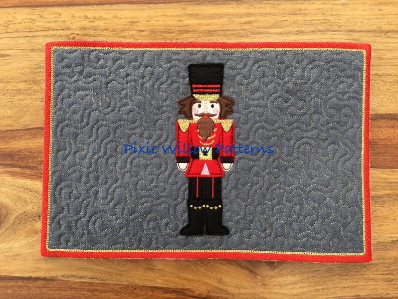 ITH 8x12 Nutcracker Placemats - Set of 4. in the Hoop Machine ...