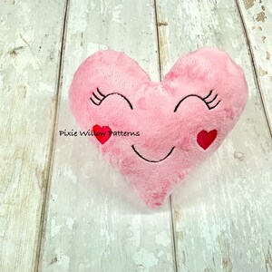 ITH Heart Stuffie, Machine Embroidery Pattern (for 4x4, 5x7, 6x10 ...