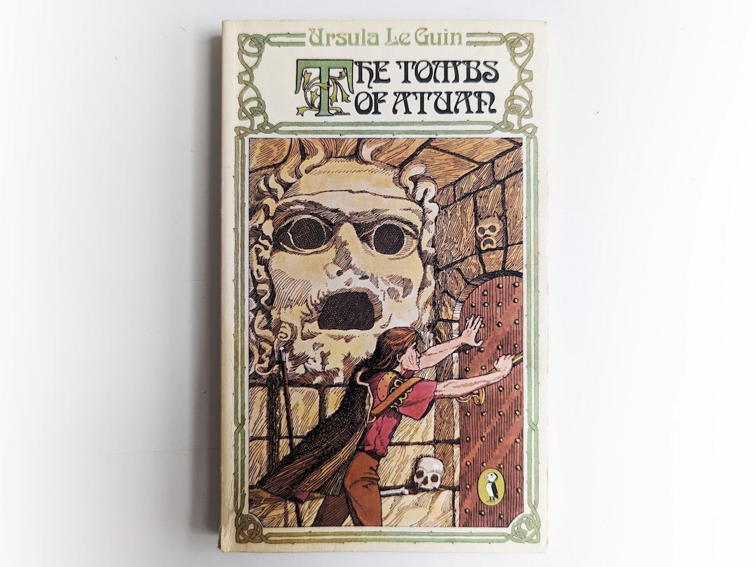 Ursula Le Guin - the Tombs of Atuan - Puffin Kids Fiction Vintage ...