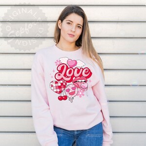 Retro Love Svg, Valentines Day Svg, Png. Retro Heart Design Tshirt for ...