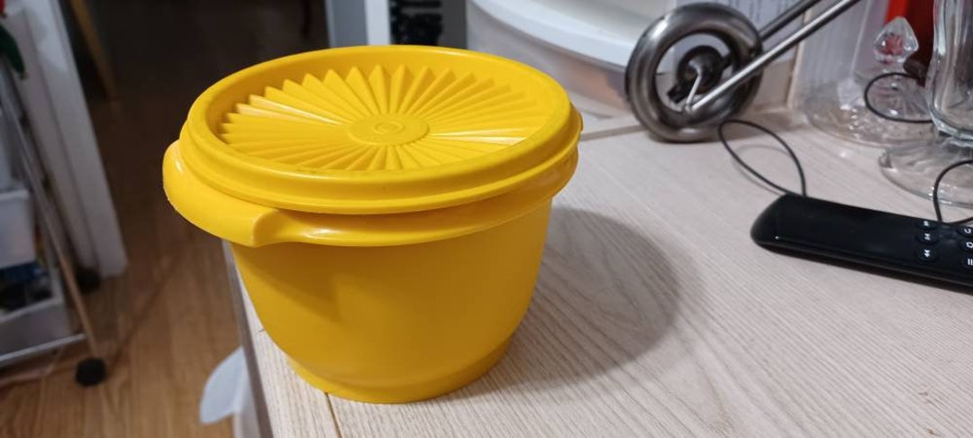 Vintage Tupperware Storage. Number 886 - Etsy