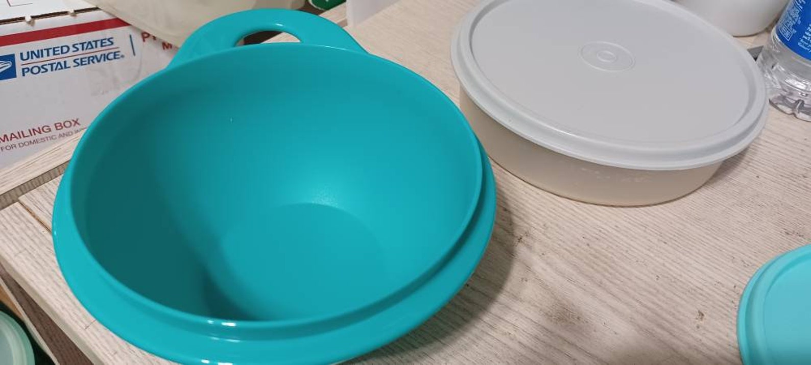 Vintage Tupperware Bowls Numbers 6809 and 1405 - Etsy