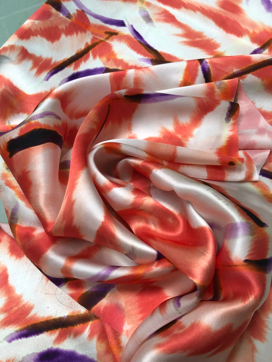100% Silk Satin Charmeuse Digital Print 54" Wide Beautiful Ivory Red ...