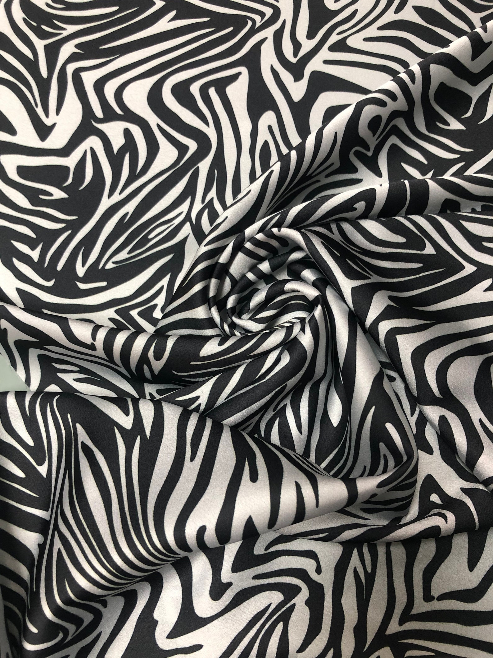 Digital Satin Charmouse Print 54 Wide. Beautiful White Black - Etsy