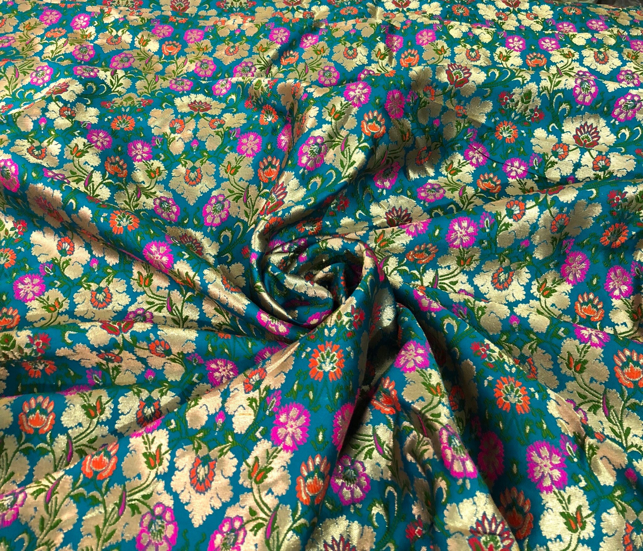 Jaquard Floral Brocade 44 Wide Beautiful Green Floral - Etsy