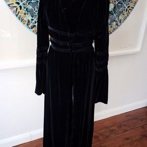 1990s Does 1970s Vintage Daizie Brown Silk Velvet Tunic and Overcoat ...