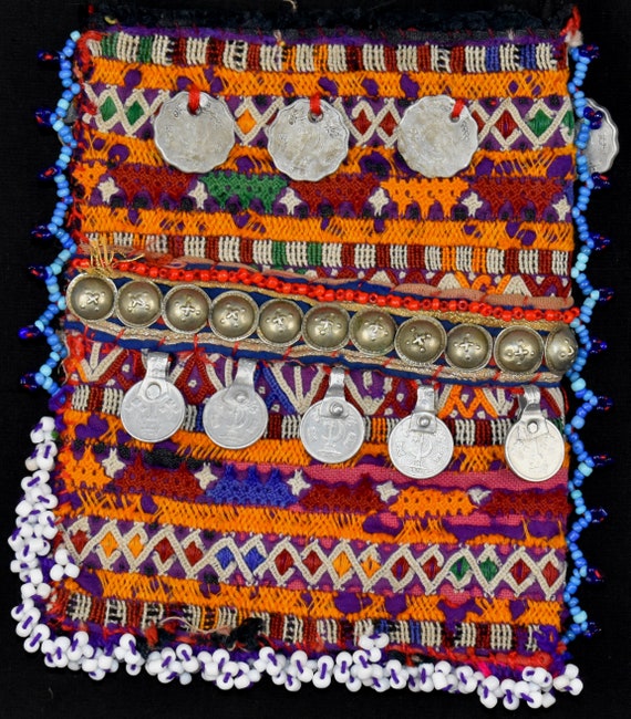 Afghan purse - Vintage textiles, coins and beads (1) - Gem