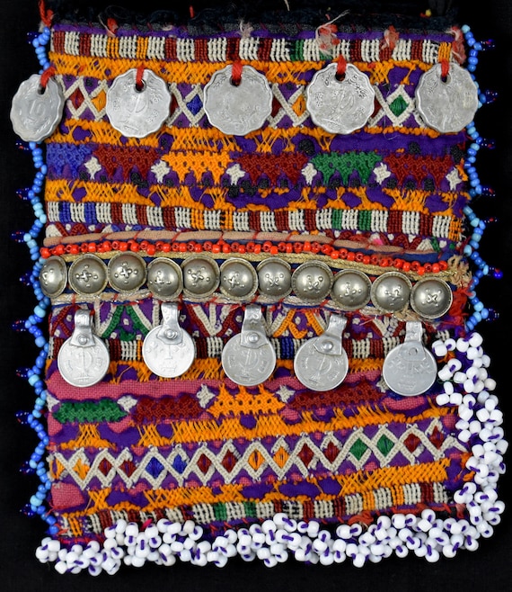 Afghan purse - Vintage textiles, coins and beads (1) - Gem