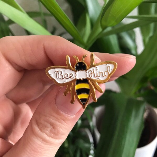 Bee Pin - Etsy