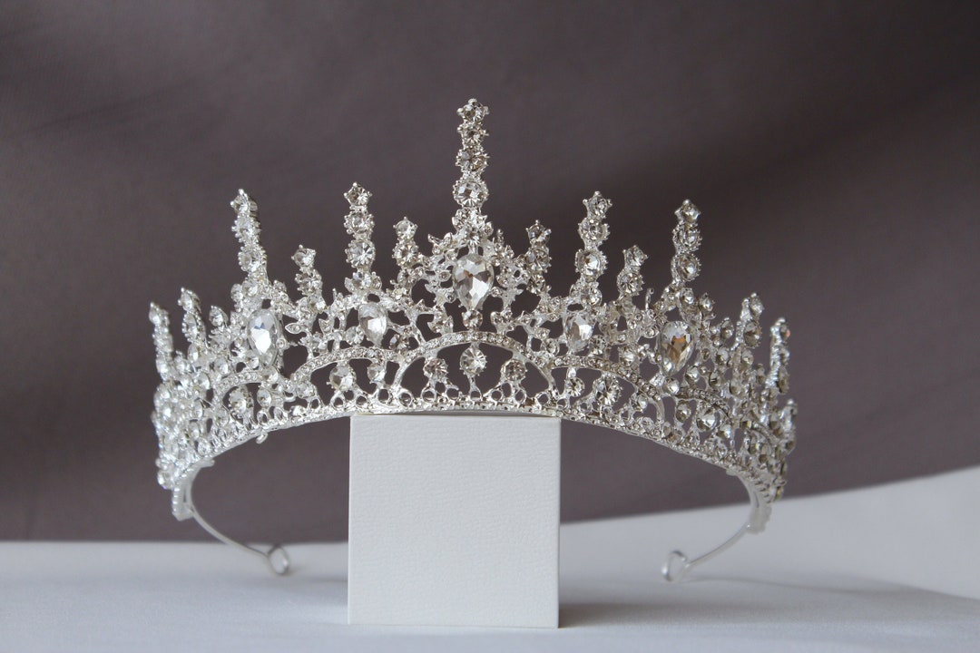 Silver Crown, Bridal Tiara, Crystal Wedding Crown, Rhinestone Riara ...