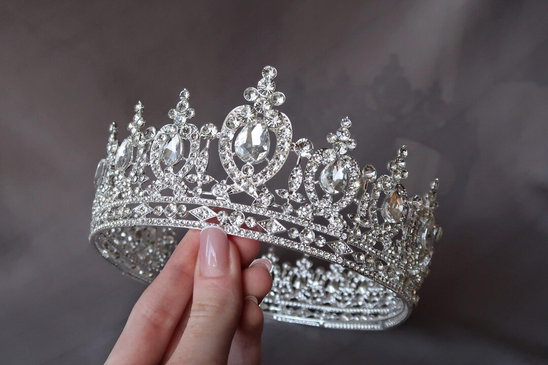 Silver Royal Tiara, Bridal Tiara, Round Crown, Tiara for Brides ...