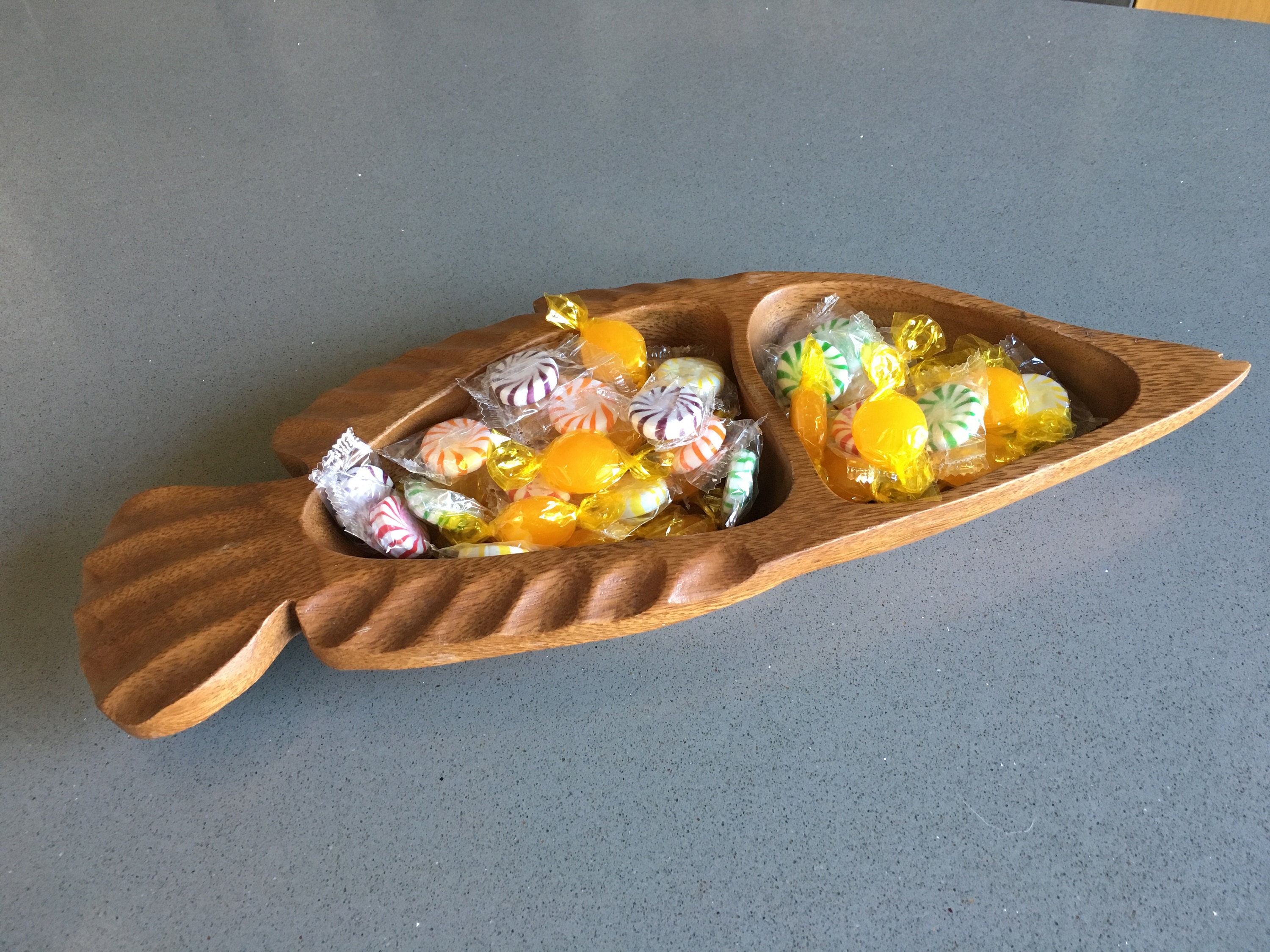 Vintage Tropical Wood Fish Bowl. - Etsy