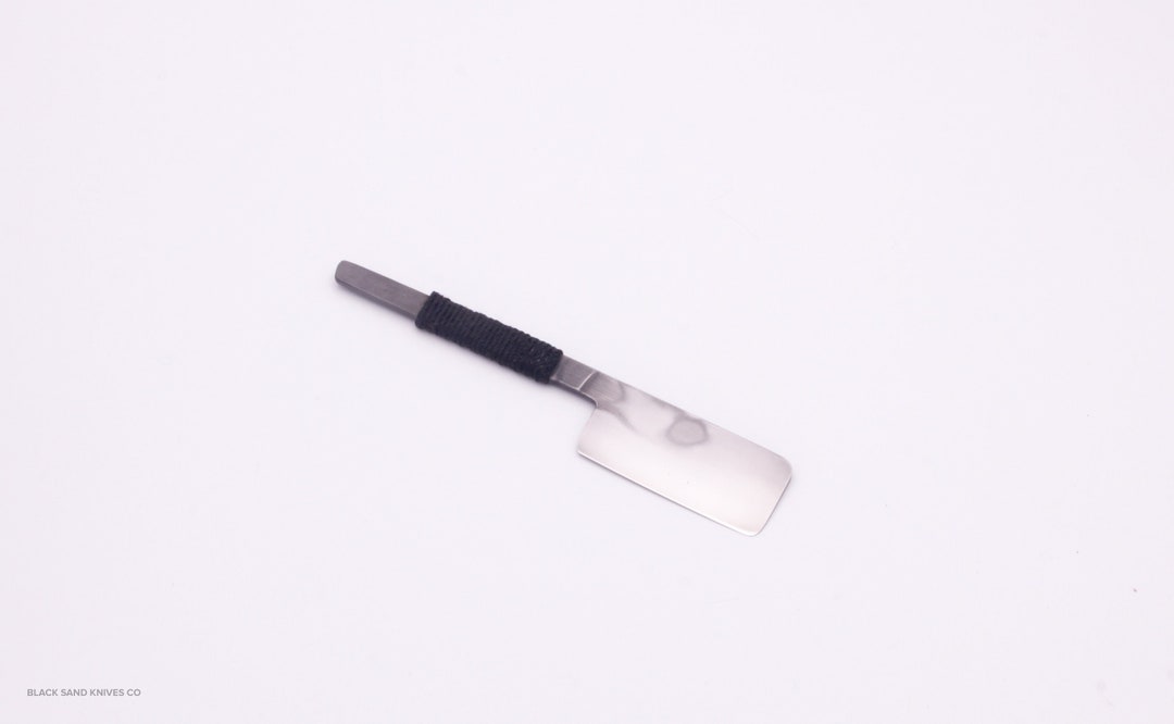 Straight Edge W/ Rounded Corners Western Style Kamisori Razor in High ...