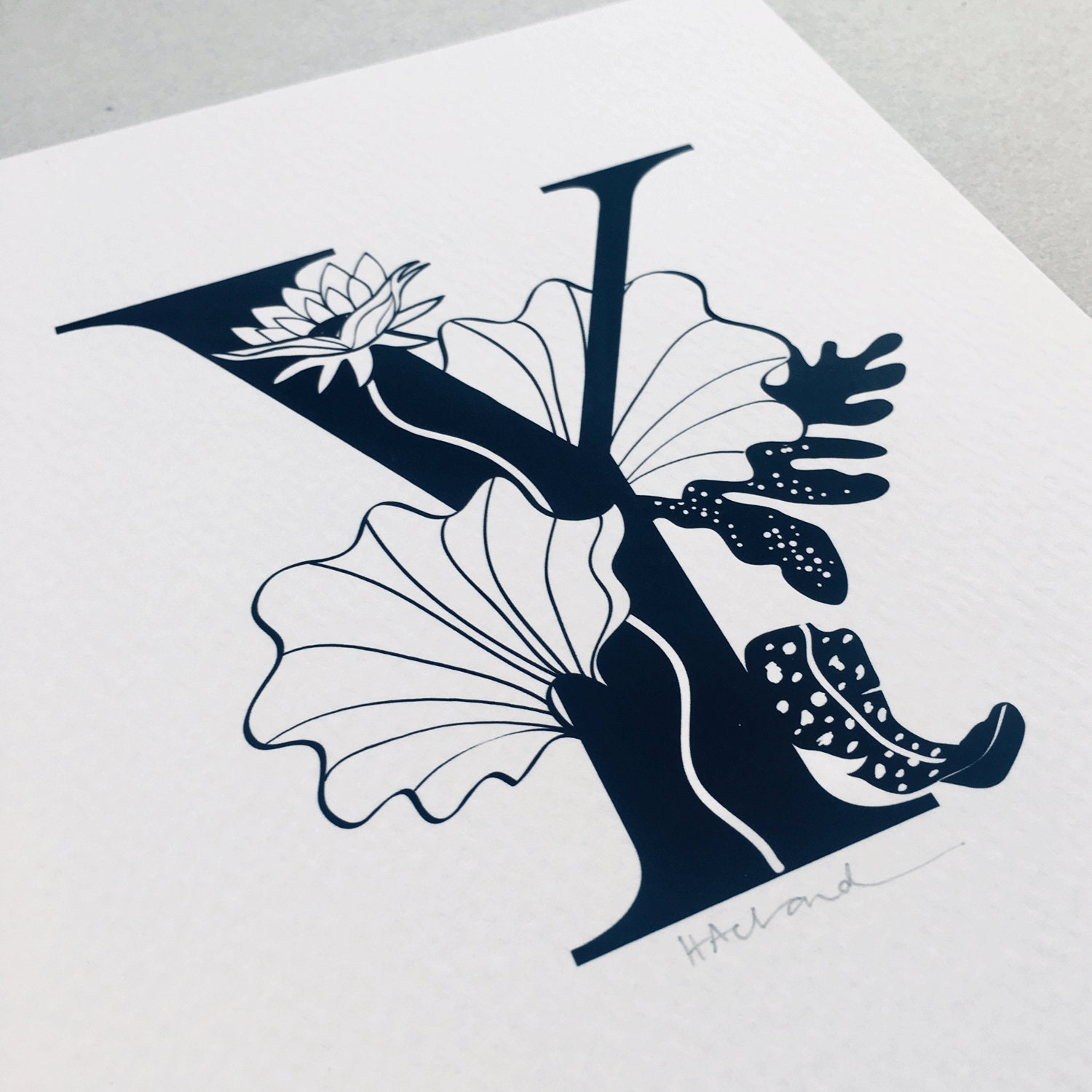 Ilustraciones de letras iniciales diseño de arte botánico - Etsy España