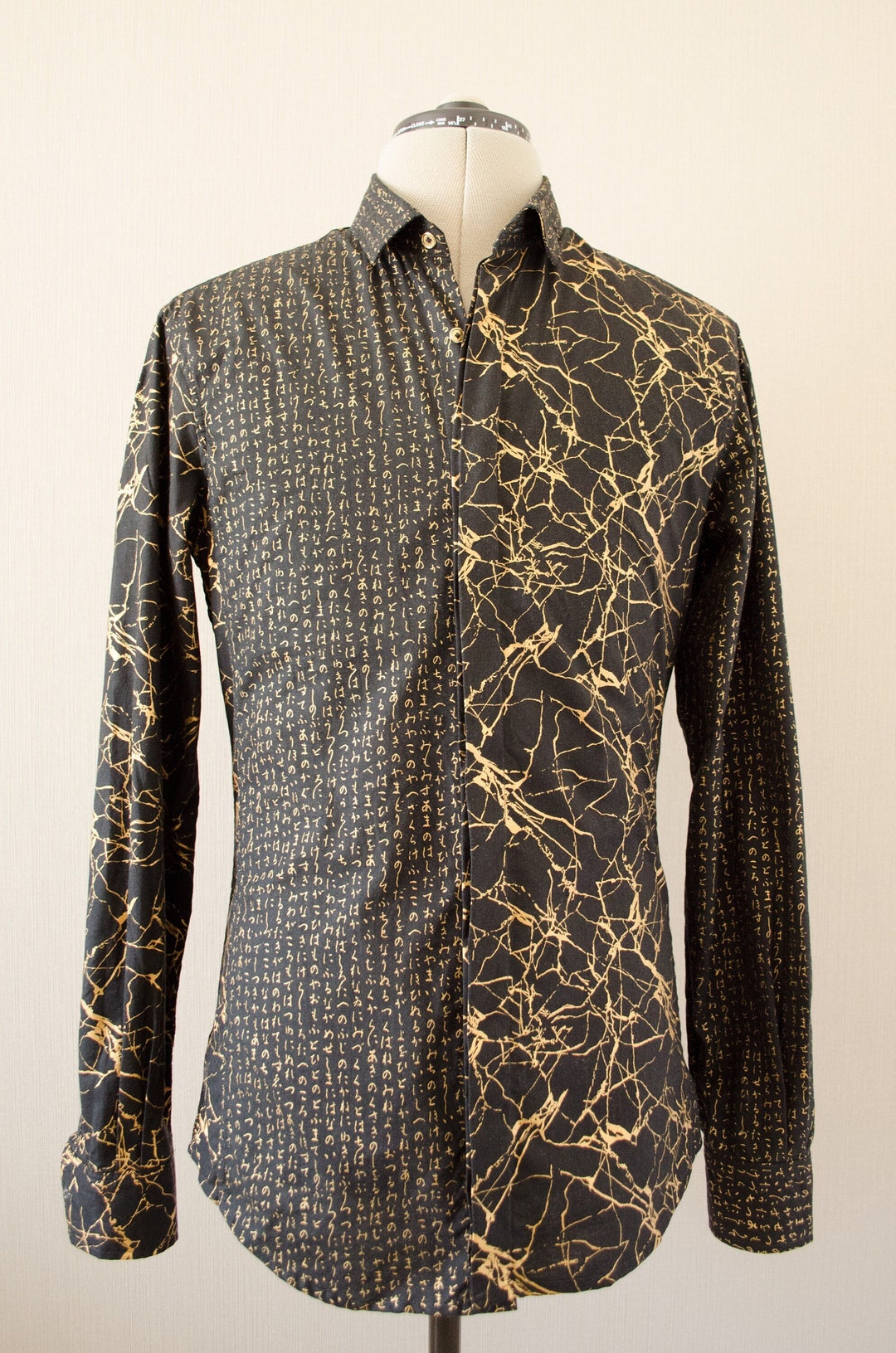 Japanese Kintsugi Pattern and Hiragana Pattern Combining Shirt, Casual ...