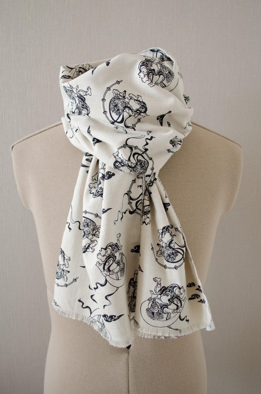 Japanese Traditional Fabric God of Wind (fūjin) and Thunder (raijin ...