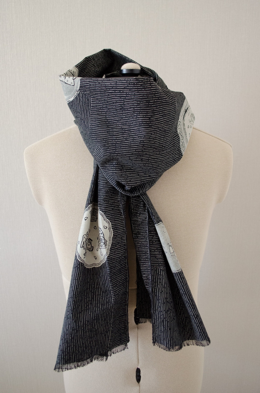 Japanese Traditional Pattern and Rabbits Print Patchwork Scarf Black ...