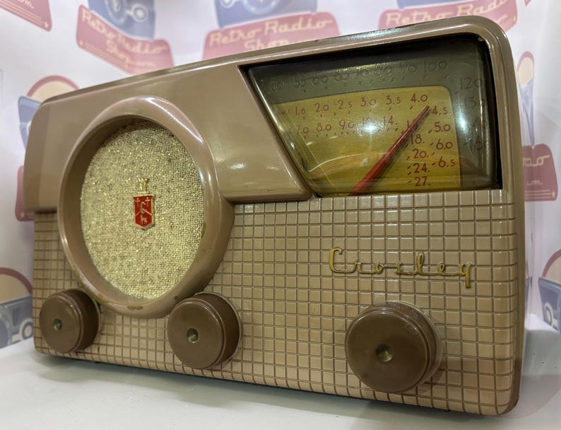 1953 Crosley ES-30 Retro Vintage Tube Radio With Bluetooth or FM ...