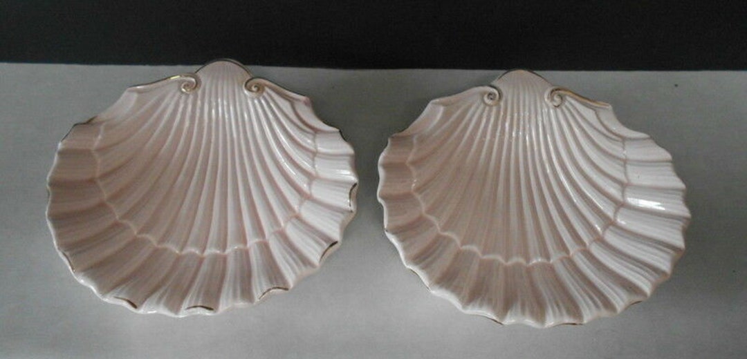 Soft Pink Clamshell Pottery Dishes #R204 I. W. Rice & Co. Imports Made ...