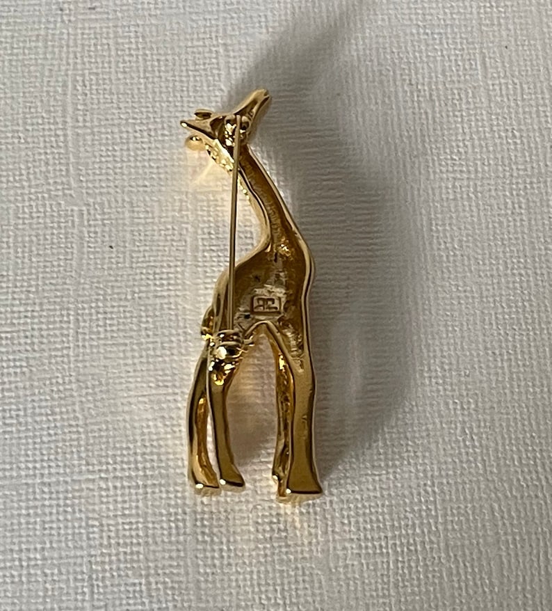 Vintage Giraffe Pin, Signed Giraffe Pin, Gold Giraffe Pin, Animal Pin ...