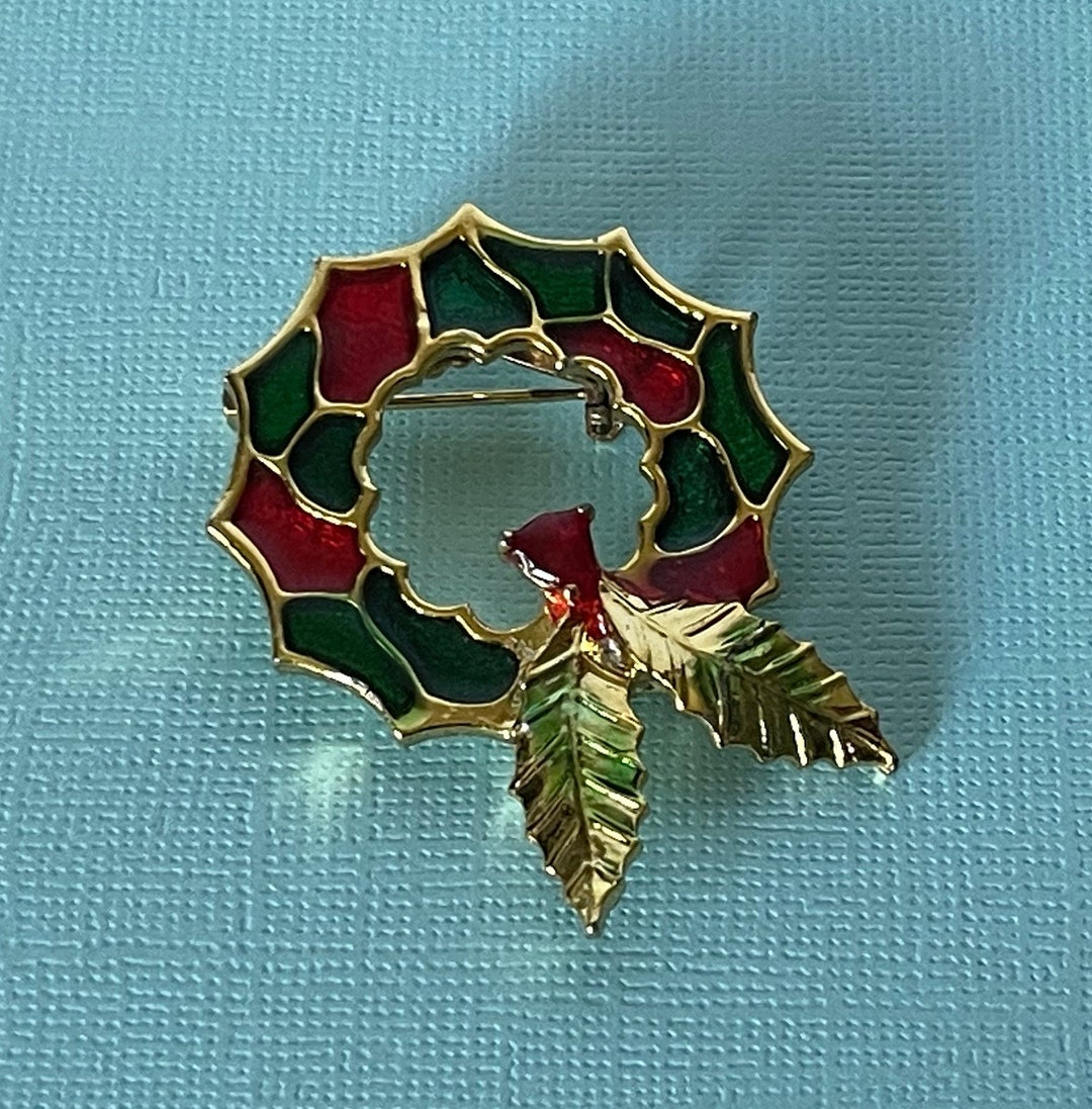 Vintage Wreath Brooch, Gold Wreath Pin, Green and Red Wreath, Christmas ...