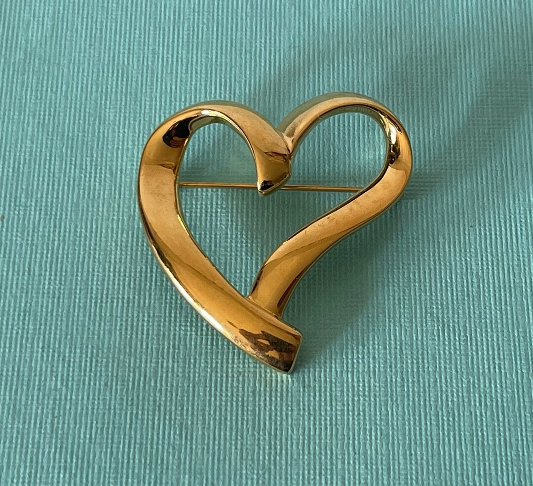Vintage Trifari Heart Pin, Heart Jewelry, Gold Heart Pin, Heart Brooch ...