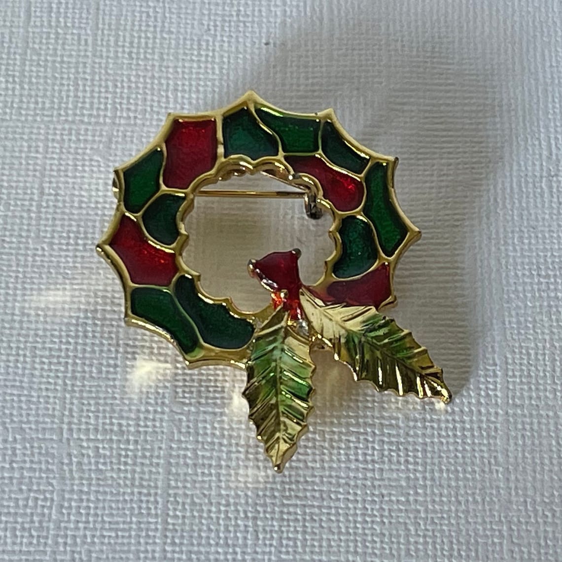 Vintage Wreath Brooch Gold Wreath Pin Green and Red Wreath | Etsy