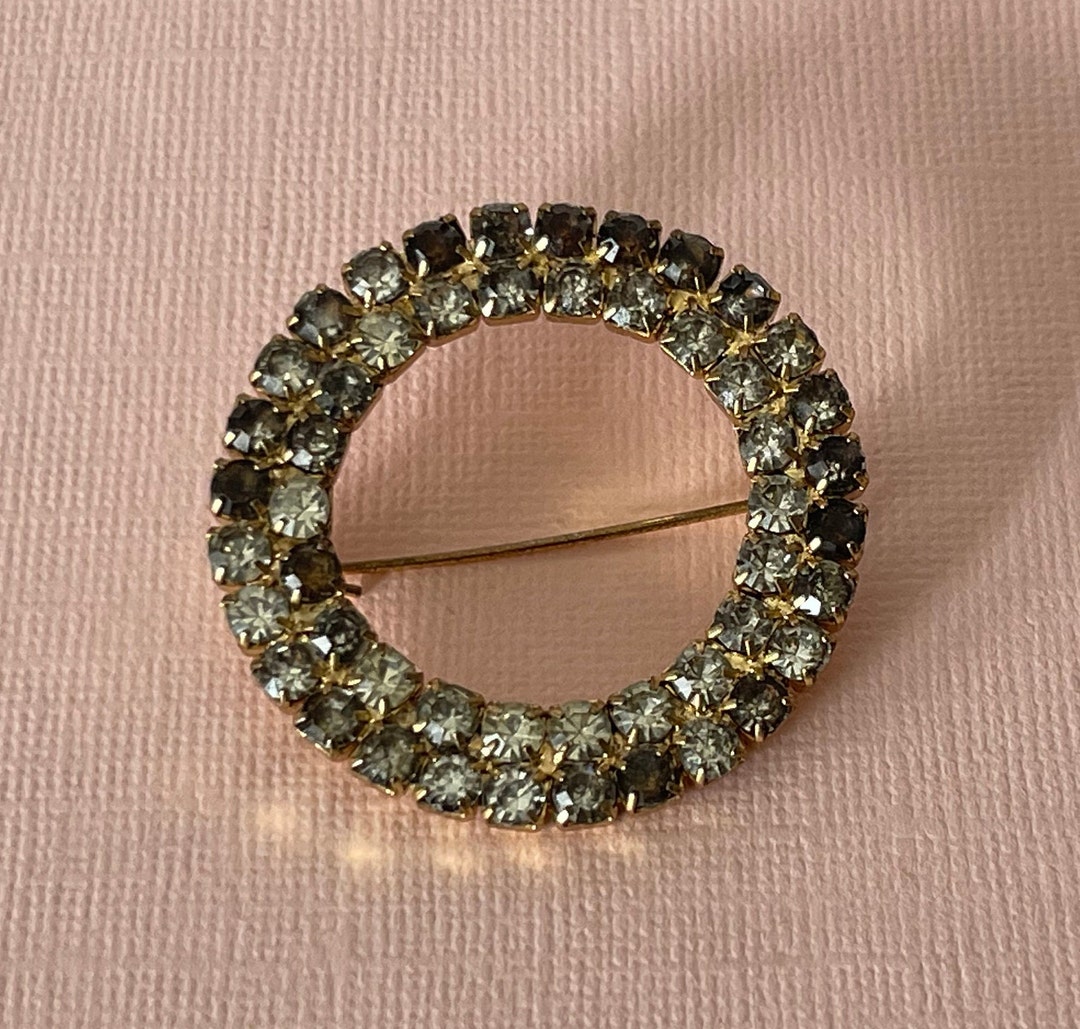 Vintage Clear and Chocolate Rhinestone Wreath Pin, Rhinestone Wreath ...