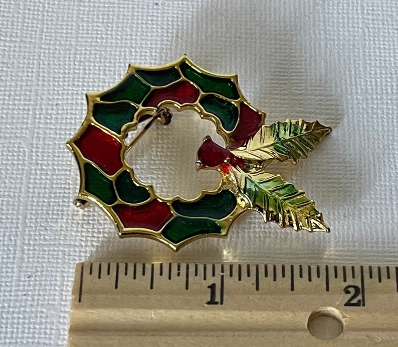 Vintage Wreath Brooch Gold Wreath Pin Green and Red Wreath | Etsy