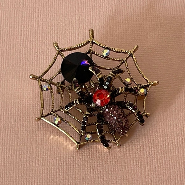 Red Spider Pin - Etsy