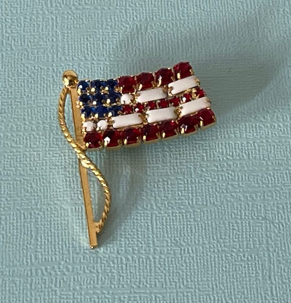 Vintage American flag brooch, rhinestone flag brooch,… - Gem