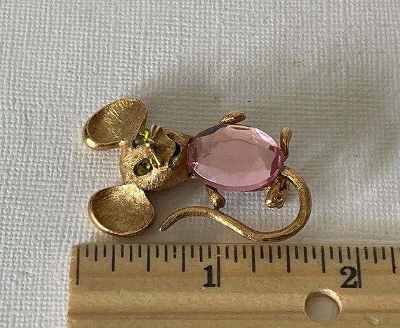 Vintage mouse pin, jelly belly mouse pin, pink rhines… - Gem