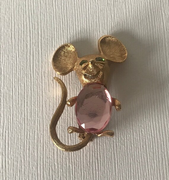Vintage mouse pin, jelly belly mouse pin, pink rhines… - Gem
