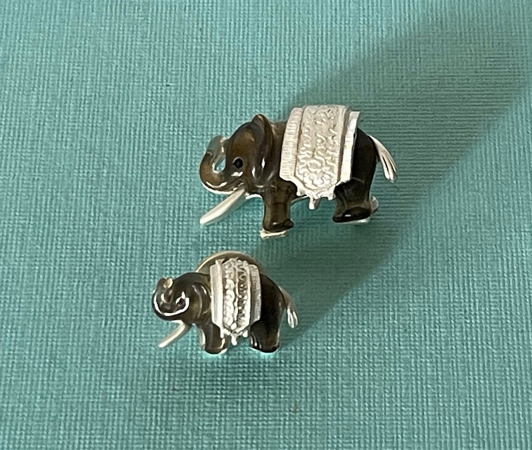 Vintage Elephant Pins, Set of Two Elelphants, Elephant Tie Tack ...