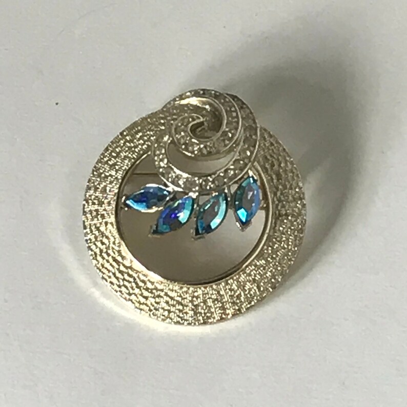 Vintage signed Kramer of New York brooch rhinestone Kramer | Etsy