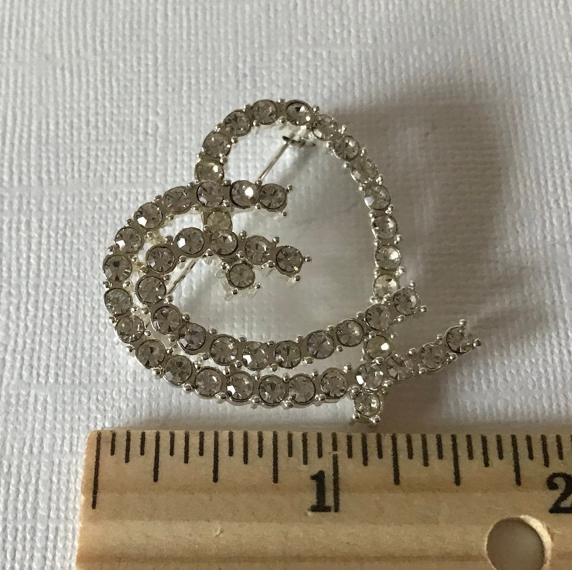 Vintage Heart Brooch Rhinestone Heart Brooch Open Heart - Etsy