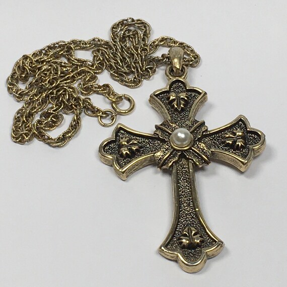 Signed SARAH COV 1975 Limited Edition Vintage Pearl Cross Pendant Necklace Etsy